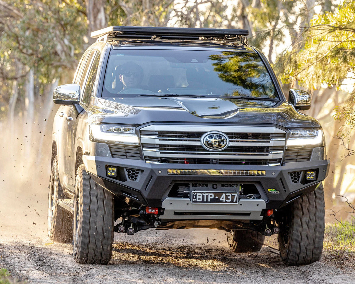 Raid Bull Bar (Landcruiser 300 Series 22+) – 4x4extrasonline